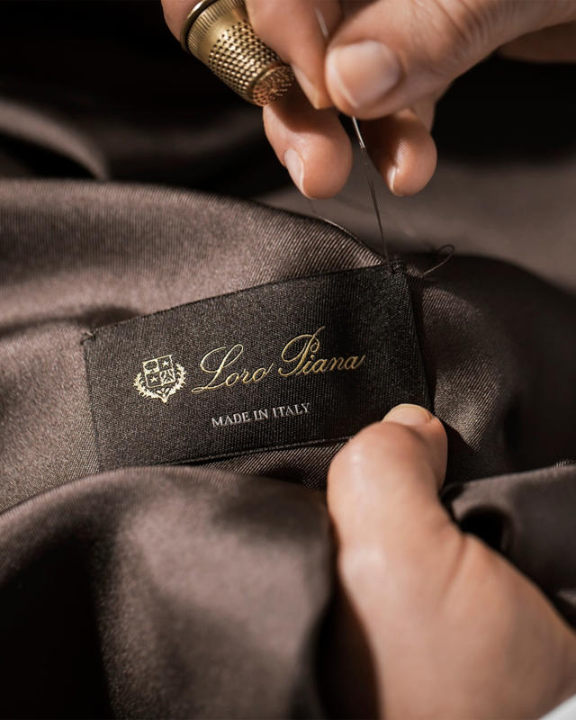 เฟรเดริก อาโนลด์ CEO คนใหม่ Loro Piana เเบรนด์Quiet Luxuryมาแรงที่สุด!