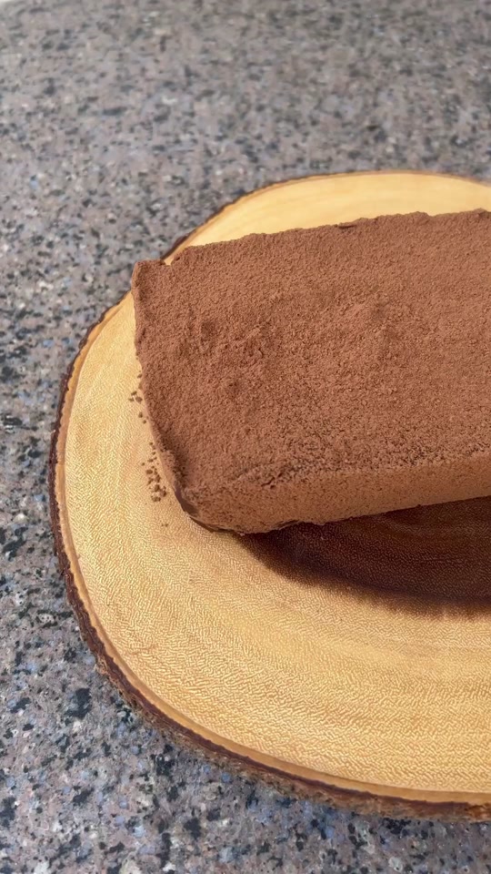 Lazy Cake – The Ultimate No-Bake Chocolate Biscuit Cake!