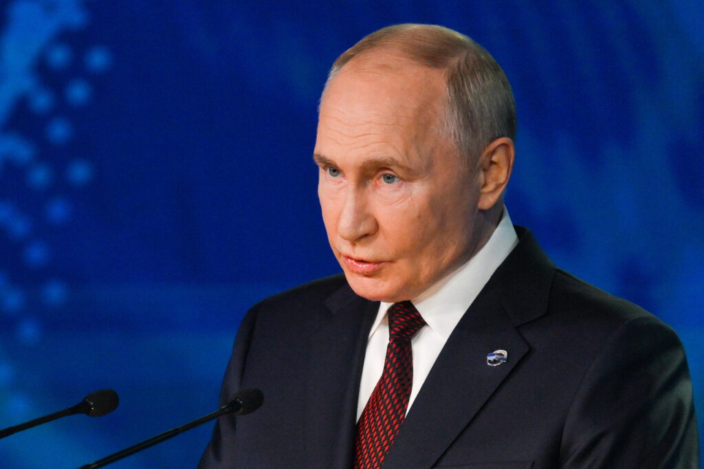 Trump’s tarieven zijn sloopkogel voor Poetin zijn oorlogskas