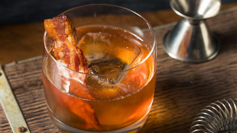 When PB&J Meets Alcohol: How To Turn Your Fave Childhood Snack Into A Boozy Drink