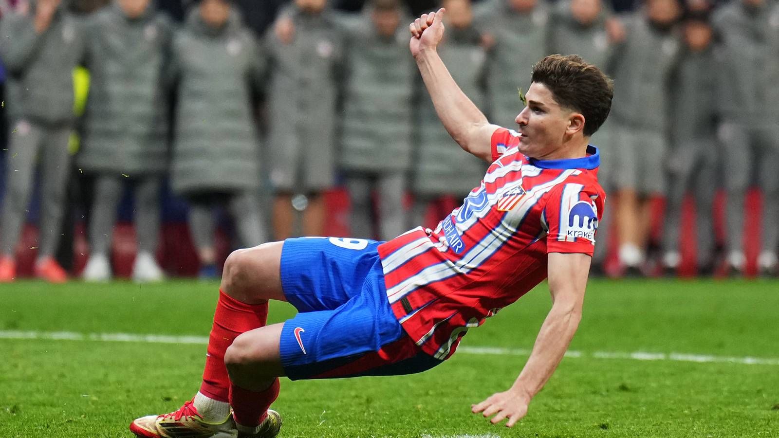 "Ist das klar und offensichtlich genug?" Ex-Schiri Manuel Gräfe zweifelt an Entscheidung bei ...