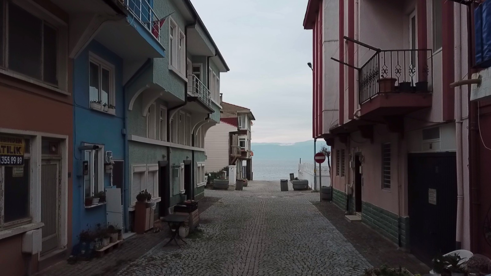 Giritli Mahallesi, 18’inci yüzyıl İtalyan mimarisini bugüne taşıyor