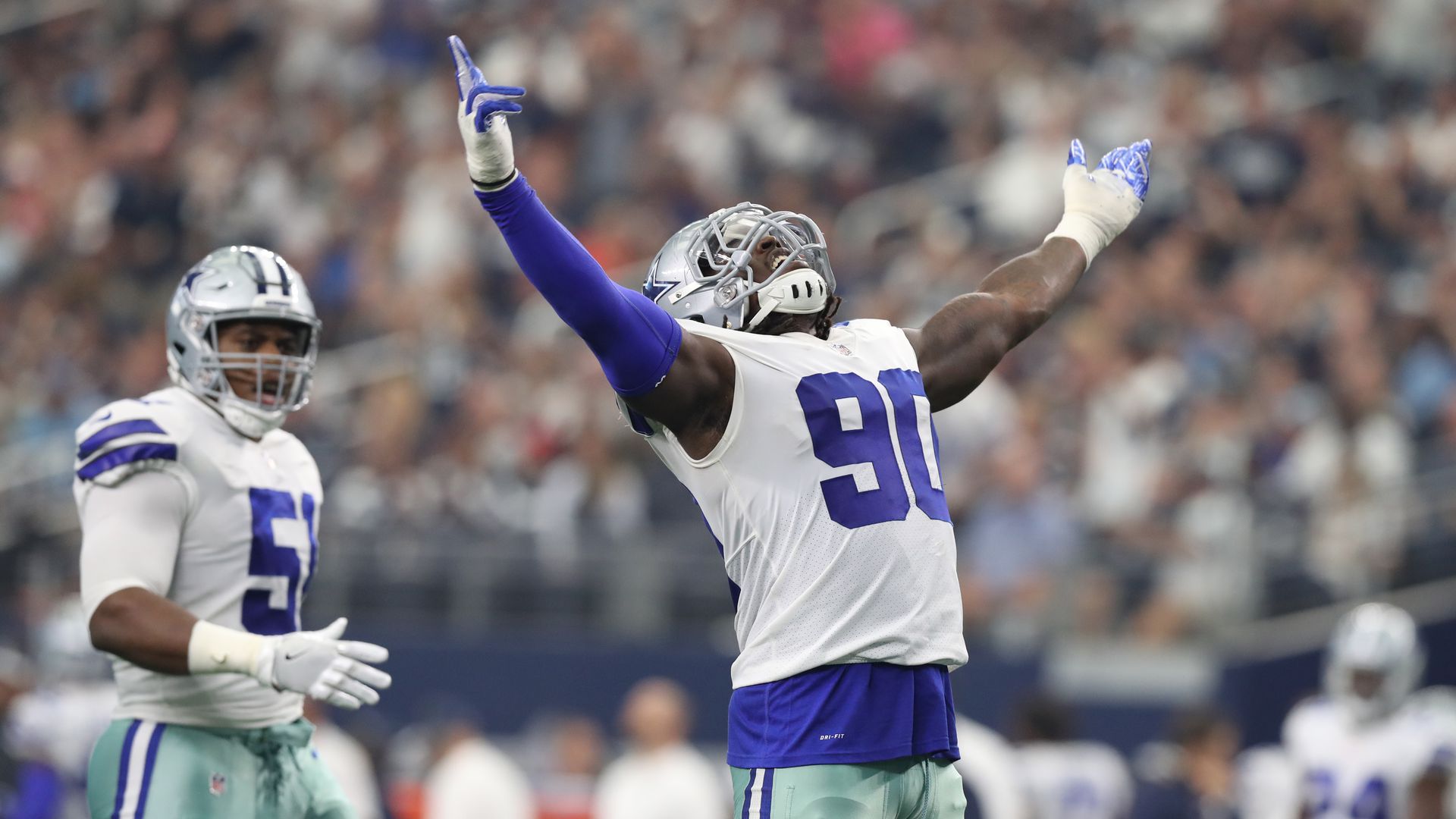 Cowboys news: DeMarcus Lawrence heads to Seattle, multiple linebacker ...