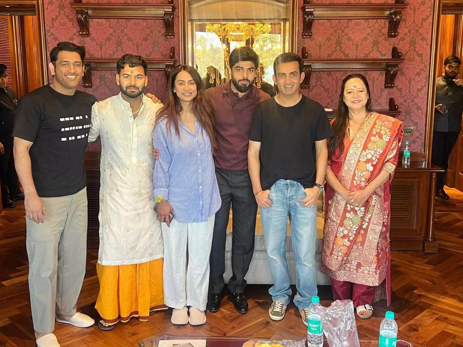 Sakshi weds Ankit: First picture of Rishabh Pant's sister's wedding ...