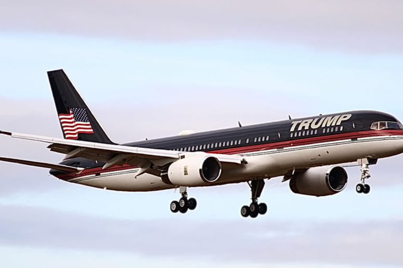 Astonished Edinburgh flyers spot Donald Trump's private jet at it lands ...