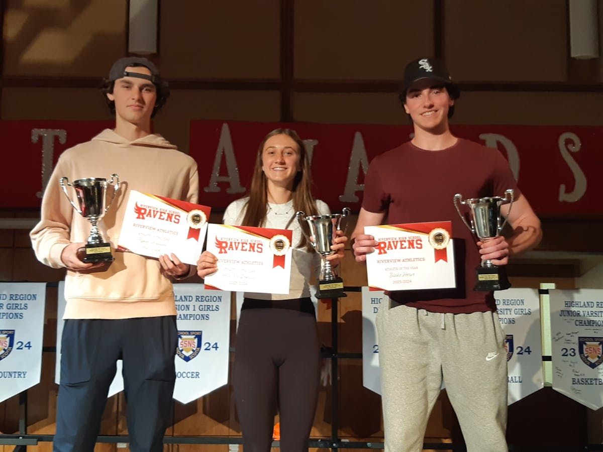 Top awards: Wadden, MacDonald and Herve receive athlete of the year ...