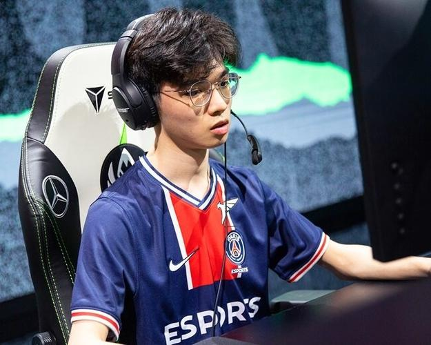 2025全球先锋赛CFO战队成员：Doggo选手个人资料