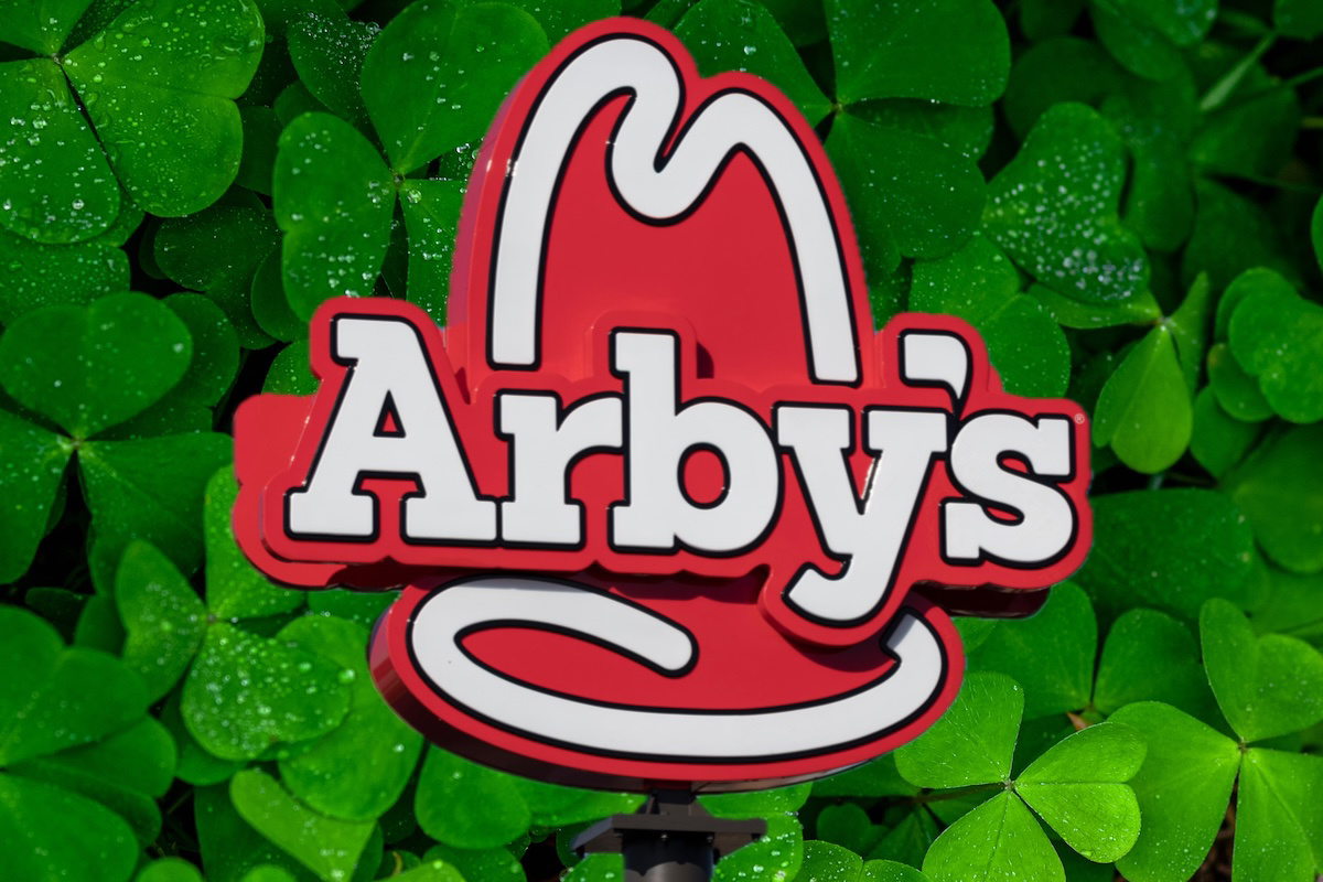 Arby’s Is Giving Away Free Sandwiches—Here’s How to Get Yours Arby’s Is Giving Away Free Sandwiches—Here’s How to Get Yours