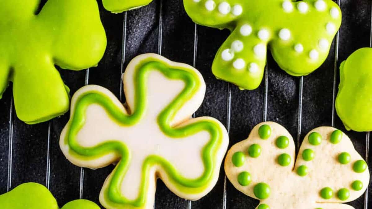 10 Festive Green Cookies to Make for St Patricks' Day