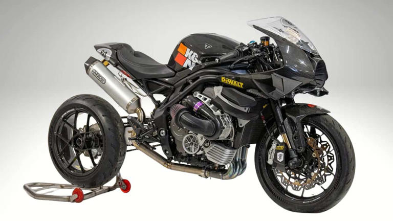 This Supercharged 400 Horsepower Motorcycle Makes Zero Sense