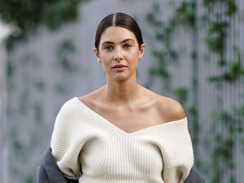 Statt T-Shirt: Modebewusste Frauen tragen diesen 8-Euro-Modetrend im ...