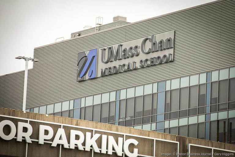 UMass Chan rescinds admission for biomedical sciences PhD program amid funding cuts