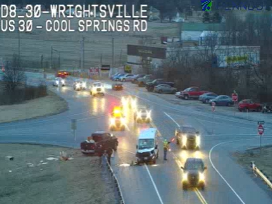 2-vehicle crash blocks road