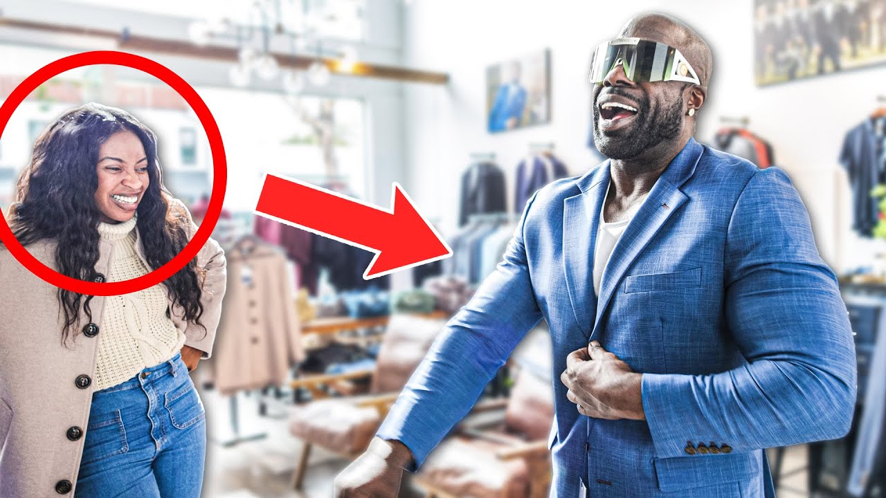 WOMEN KNOW HOW TO DRESS MUSCULAR MEN