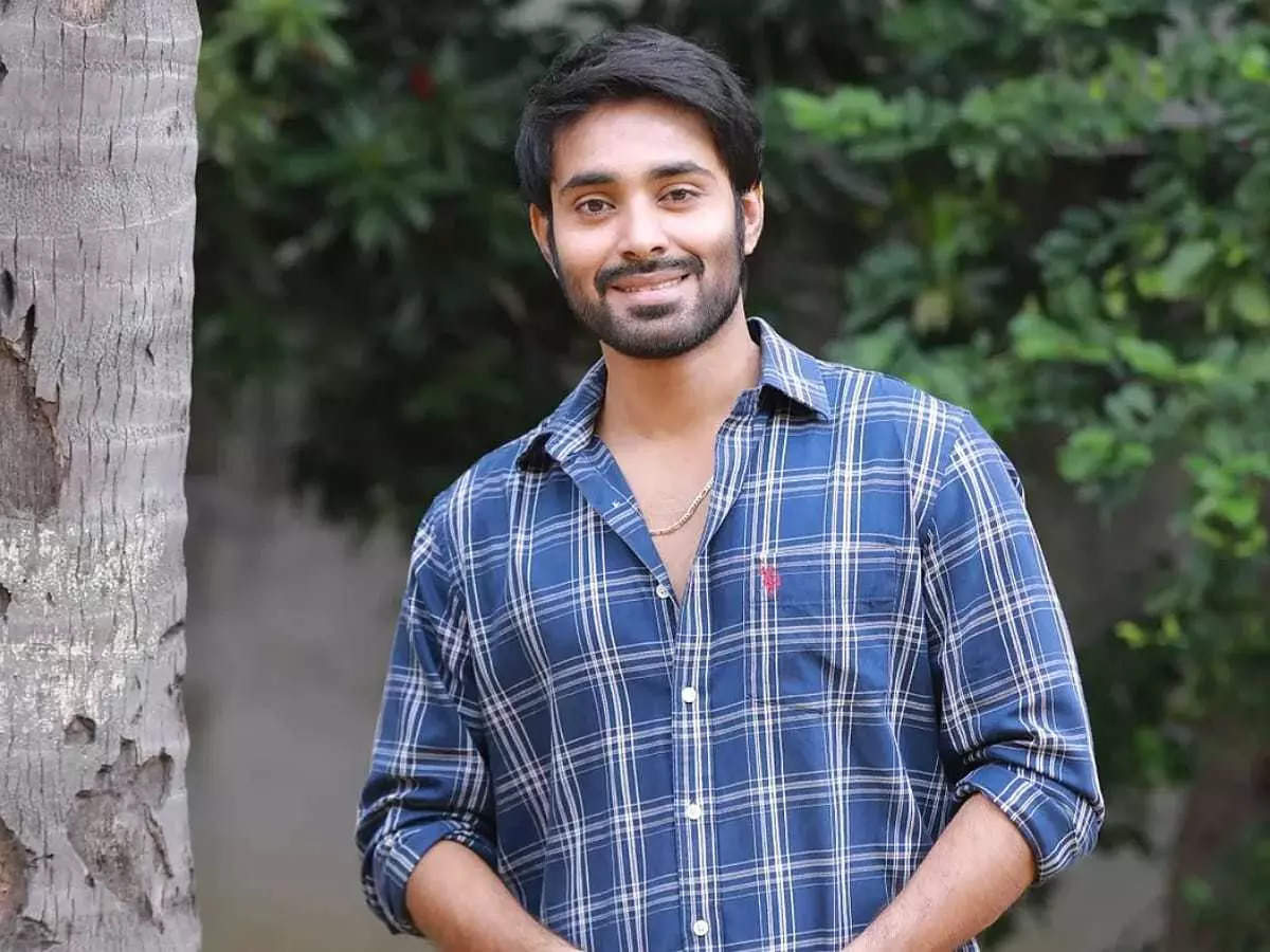 Pani Vizhum Malar Vanam actor Thejank joins the cast of 'Nee Naan Kadhal'