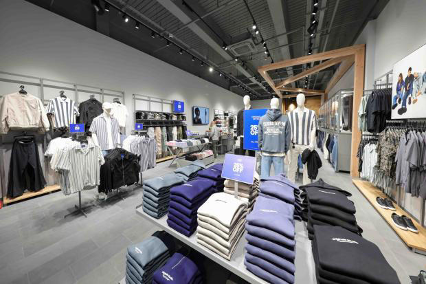 Inside the huge clothing brand's new store in Glasgow's Silverburn