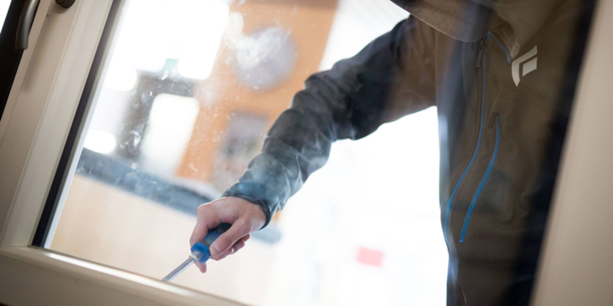 Einbruch in Westerrönfelder Tankstelle – Polizei sucht Zeugen