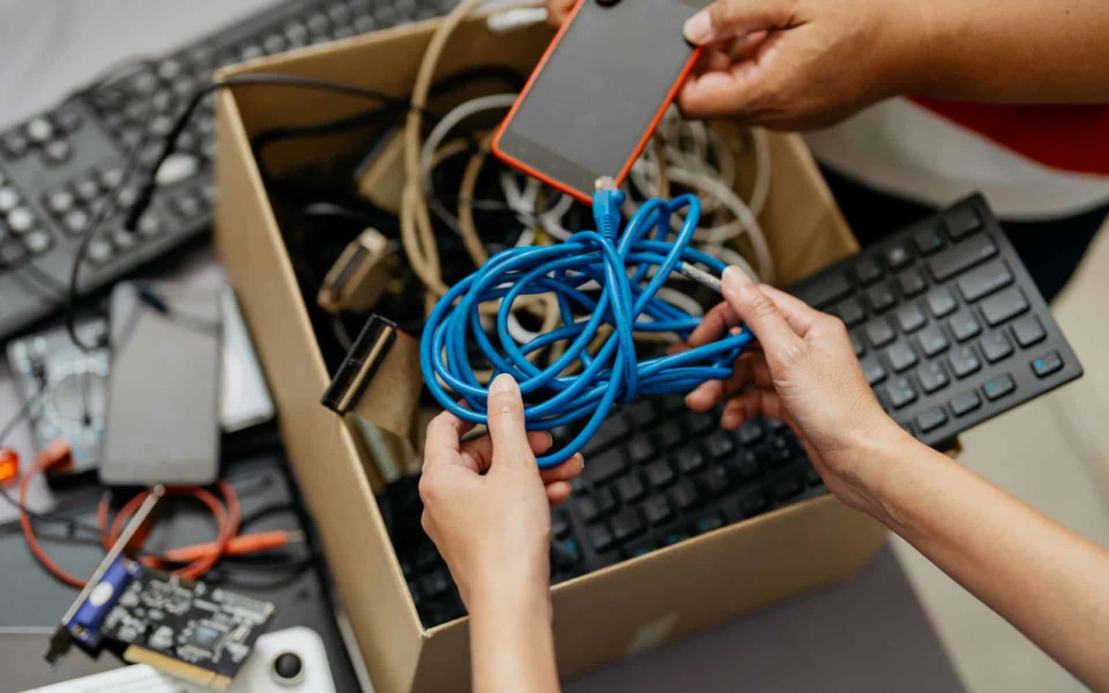 DWP Fraud Investigators to Raid Properties and Seize Electronics