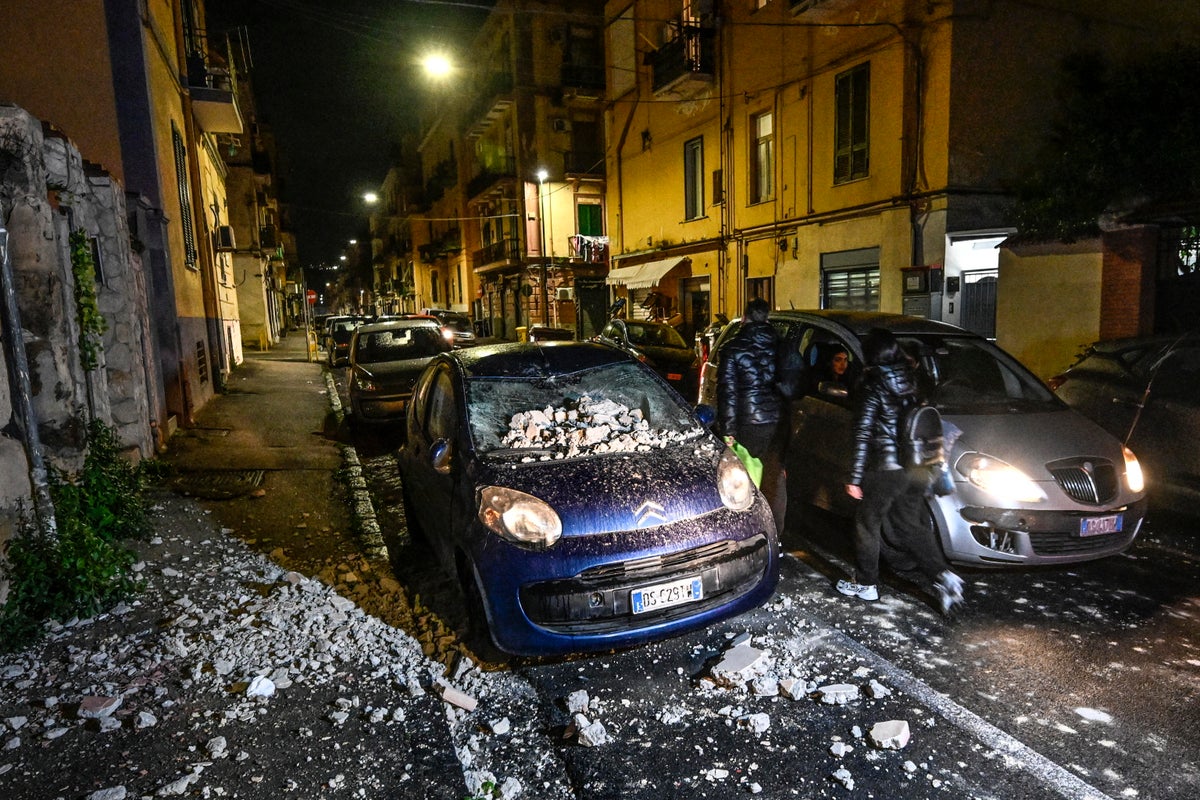 Naples rocked by one of the worst earthquakes in 40 years with ...