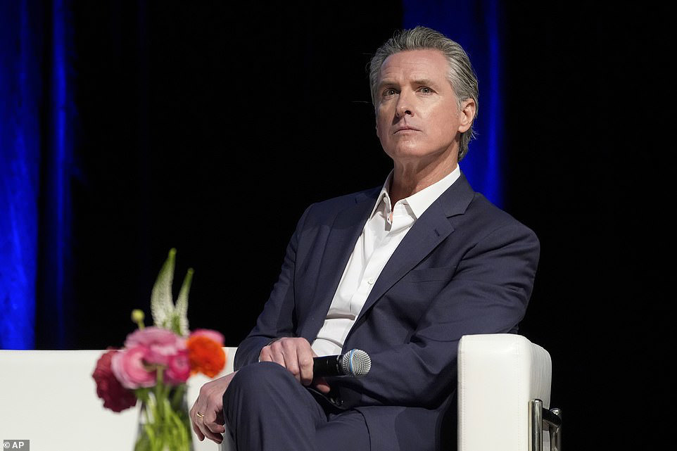 Gavin Newsom drops bombshell Elon Musk claim on podcast with Bannon Gavin Newsom drops bombshell Elon Musk claim on podcast with Bannon