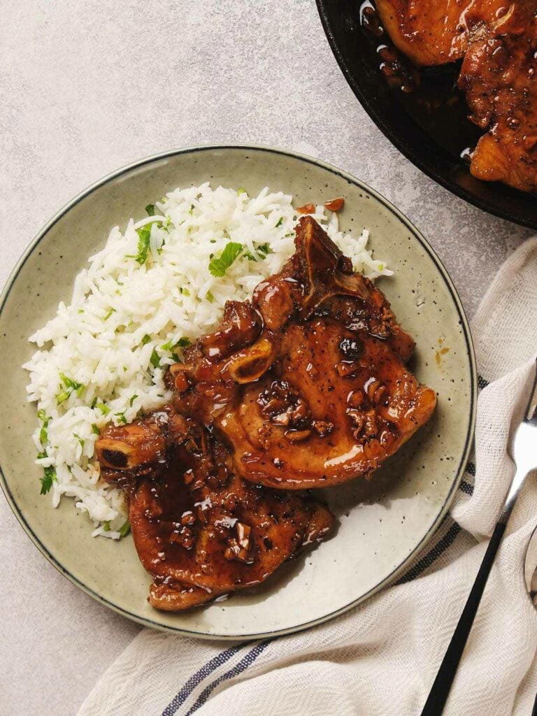 Your Secret To The Easiest Honey Garlic Pork Chops Ever!