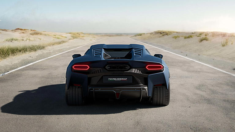 Lamborghini Achieves Major Sales Record With Hybrid-Only Lineup