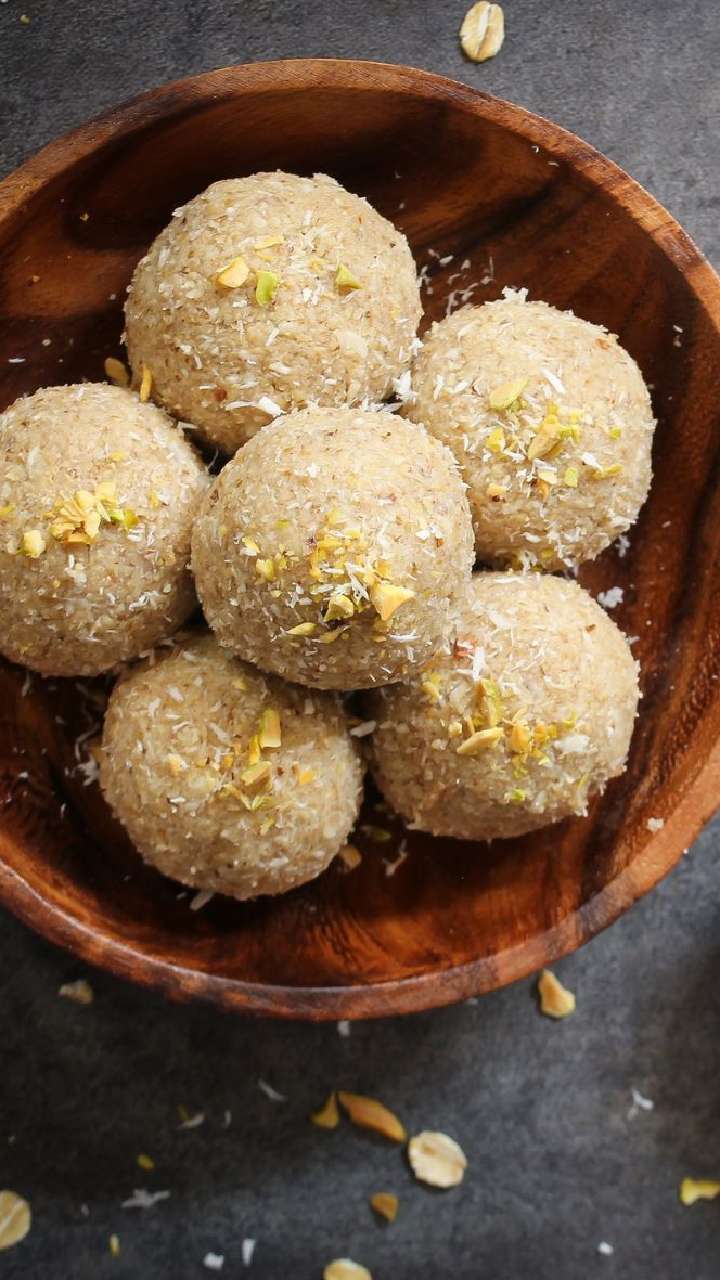 30-Minute Recipe To Make Atta Ladoo At Home