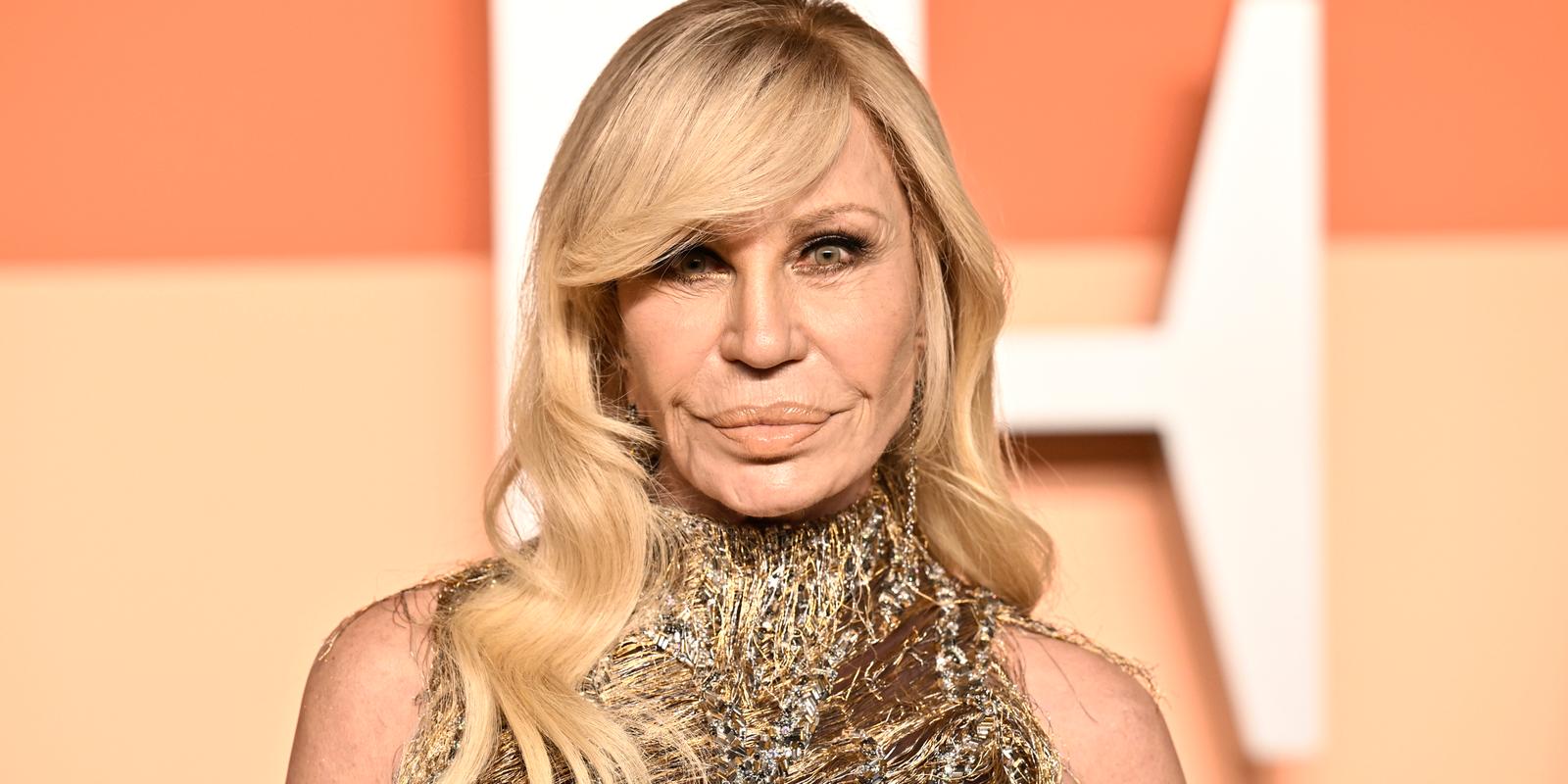 Donatella Versace slutar som Versace-chef – efter 30 år