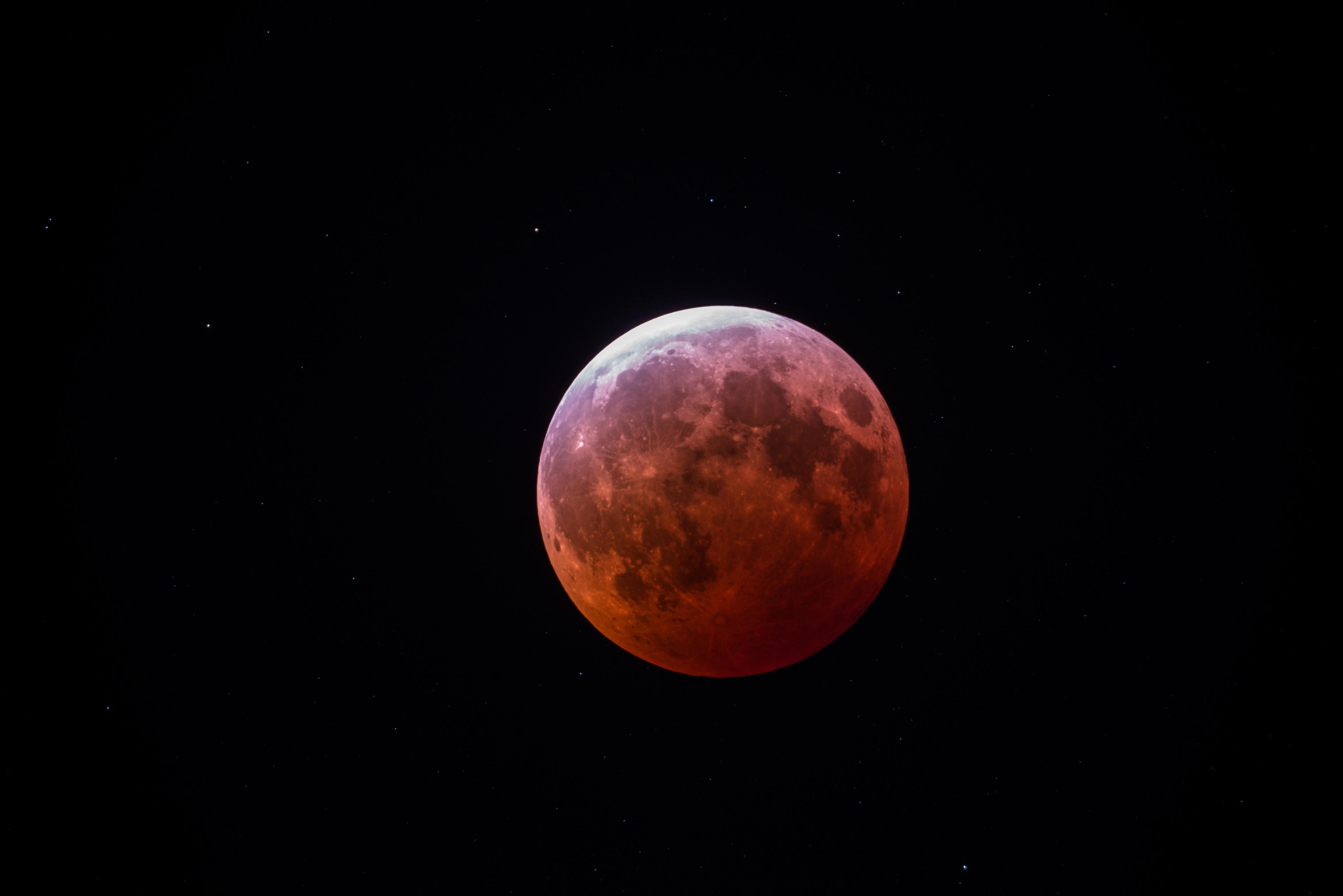 Total lunar eclipse will be visible from North Texas late tonight