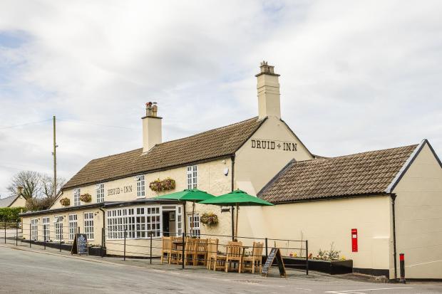'Fabulous' Flintshire pub well and truly thriving a year after re-opening