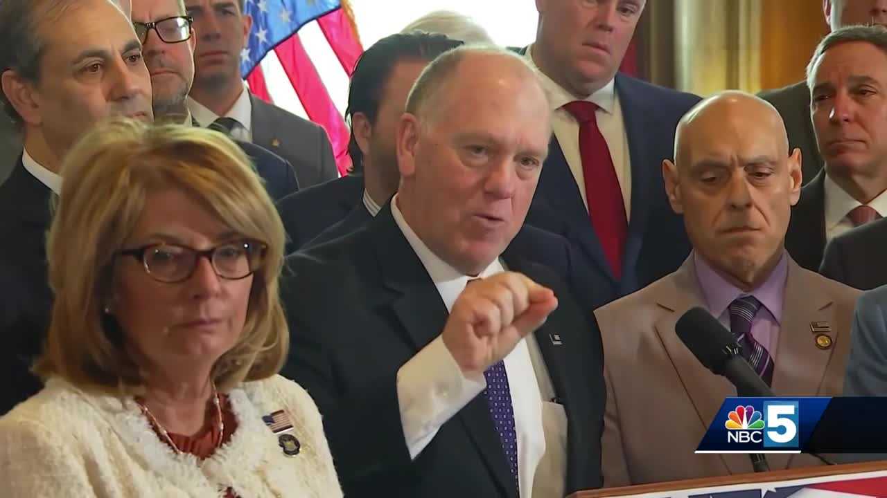 Border Czar Tom Homan visits Albany, discusses fatal shooting of border ...
