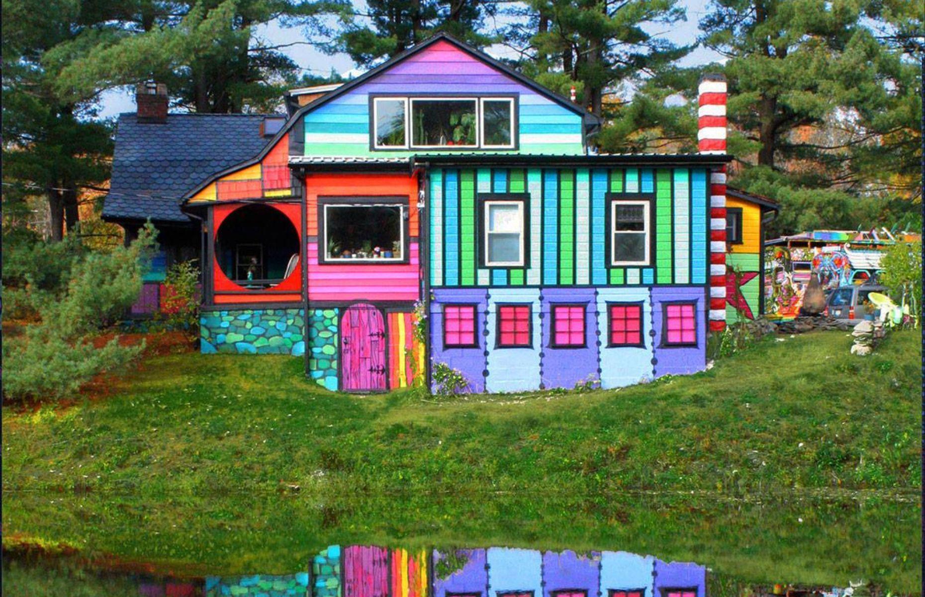38 Of The Most Colorful Homes In America, Beyond