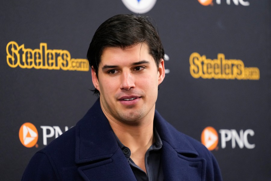 Mason Rudolph making Steelers comeback on 2-year, $8 million deal