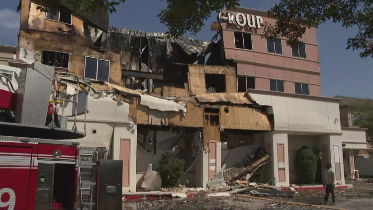 Part of office building in SW Houston collapses due to fire | Power ...