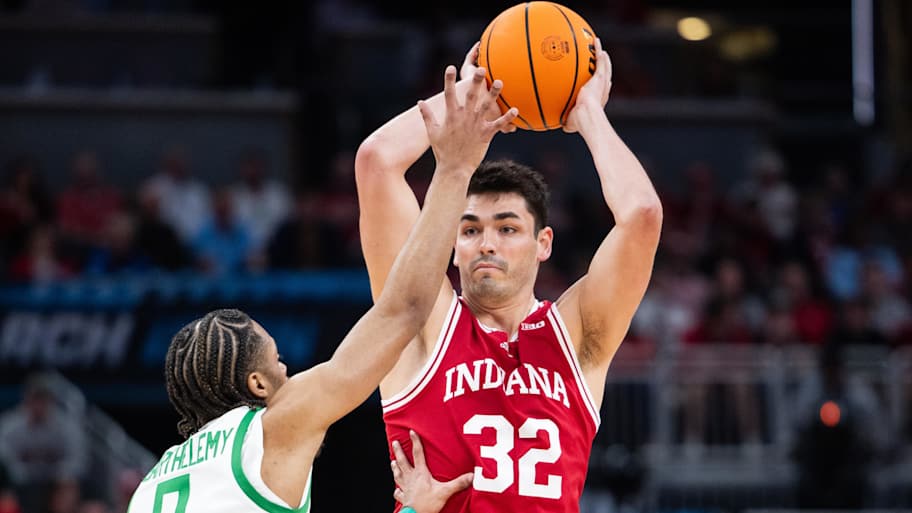 Oregon Ducks Beat Indiana To Advance To Big Ten Quarterfinals vs ...