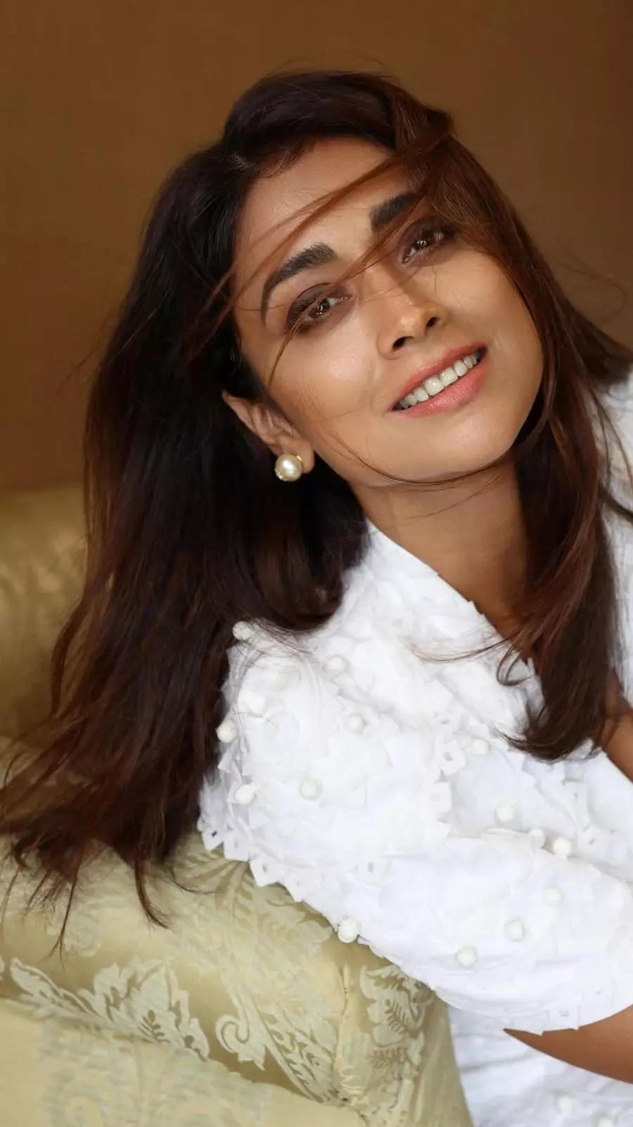 Shriya Saran's Elegant Fashion Moments You Can't Afford to Miss