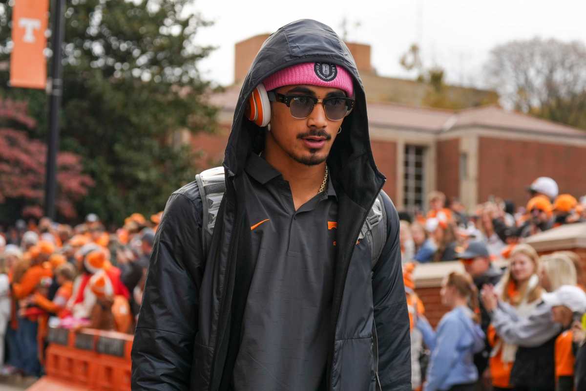 NFL star slams top college football QB over NIL drama