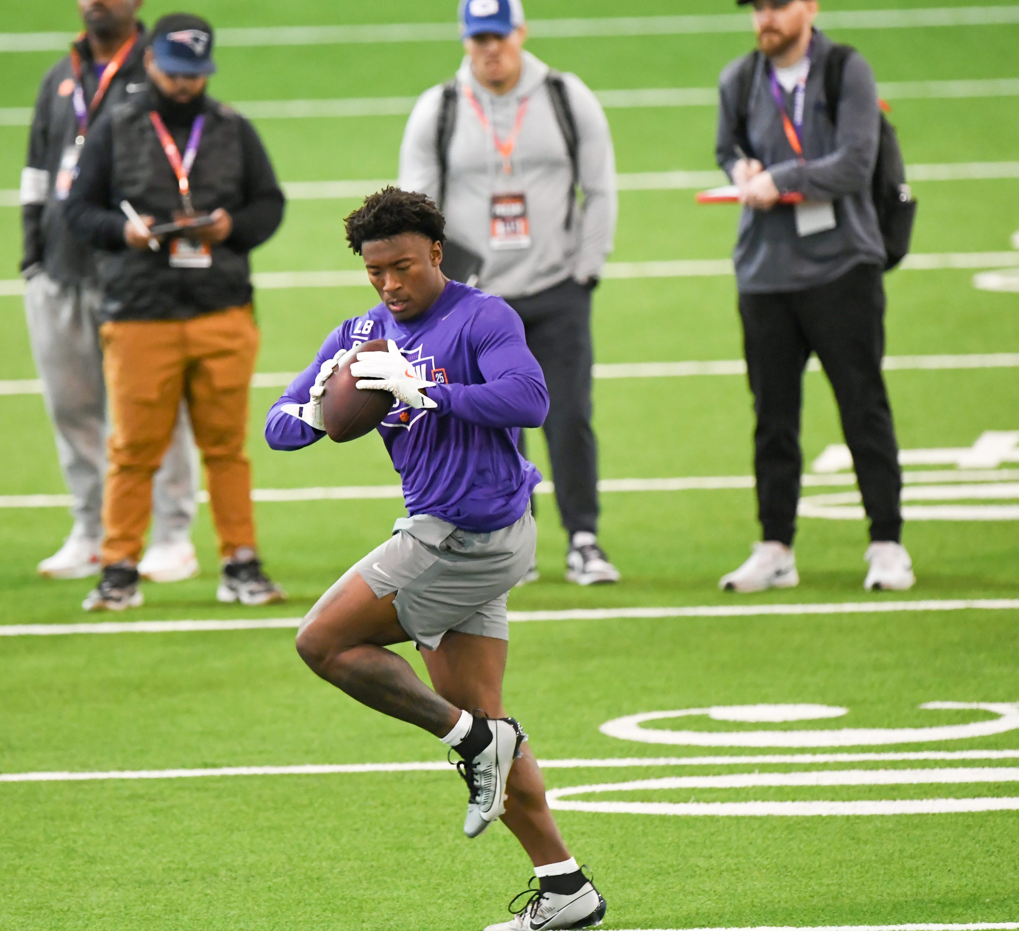 Why Barrett Carter ran 40-yard dash at Clemson football Pro Day instead ...