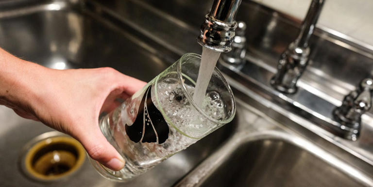 Scientists Found A Scary Link Between Tap Water & Cancer