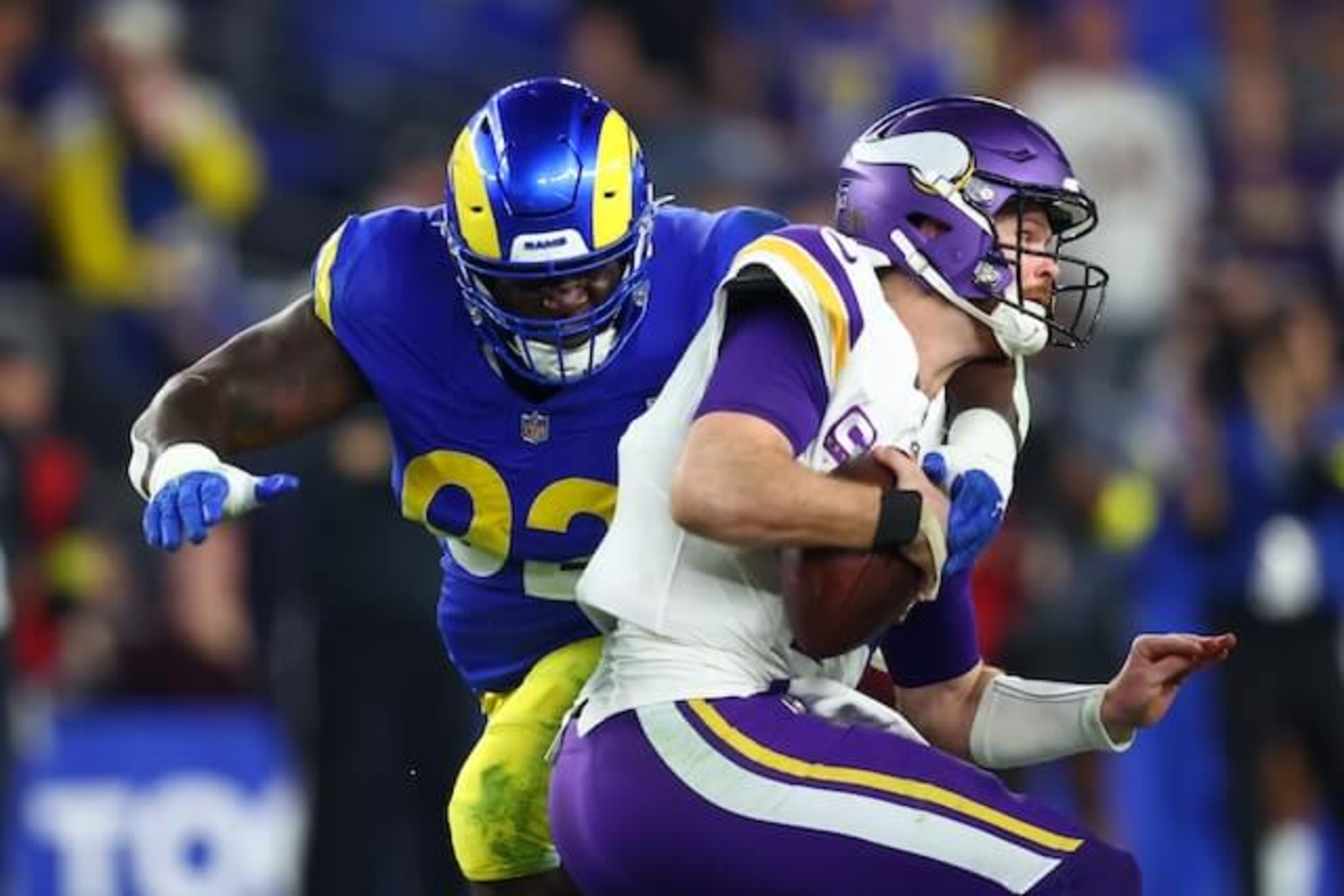 Neville Gallimore Agrees To 1-Year Contract With Colts