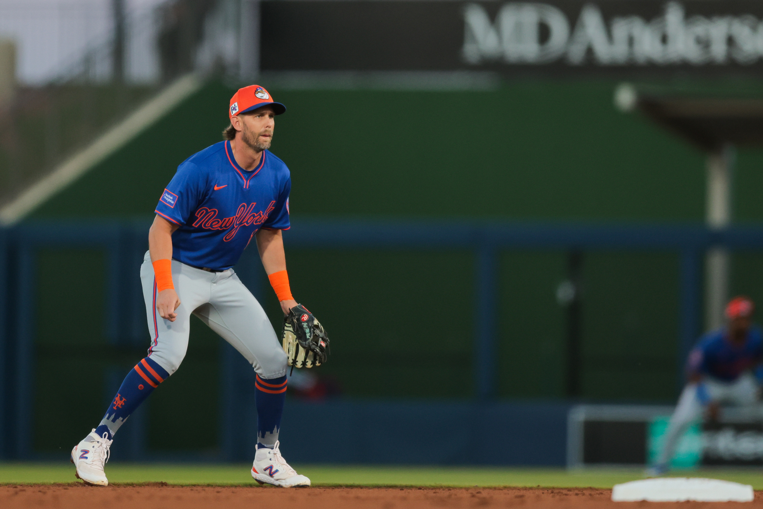 Jeff McNeil to begin season on IL due to oblique strain