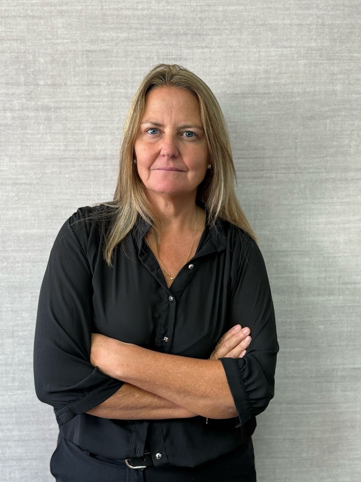 Veedora advierte a los hermanos Schupper que Multitiendas Corona quebrará si no logran consenso