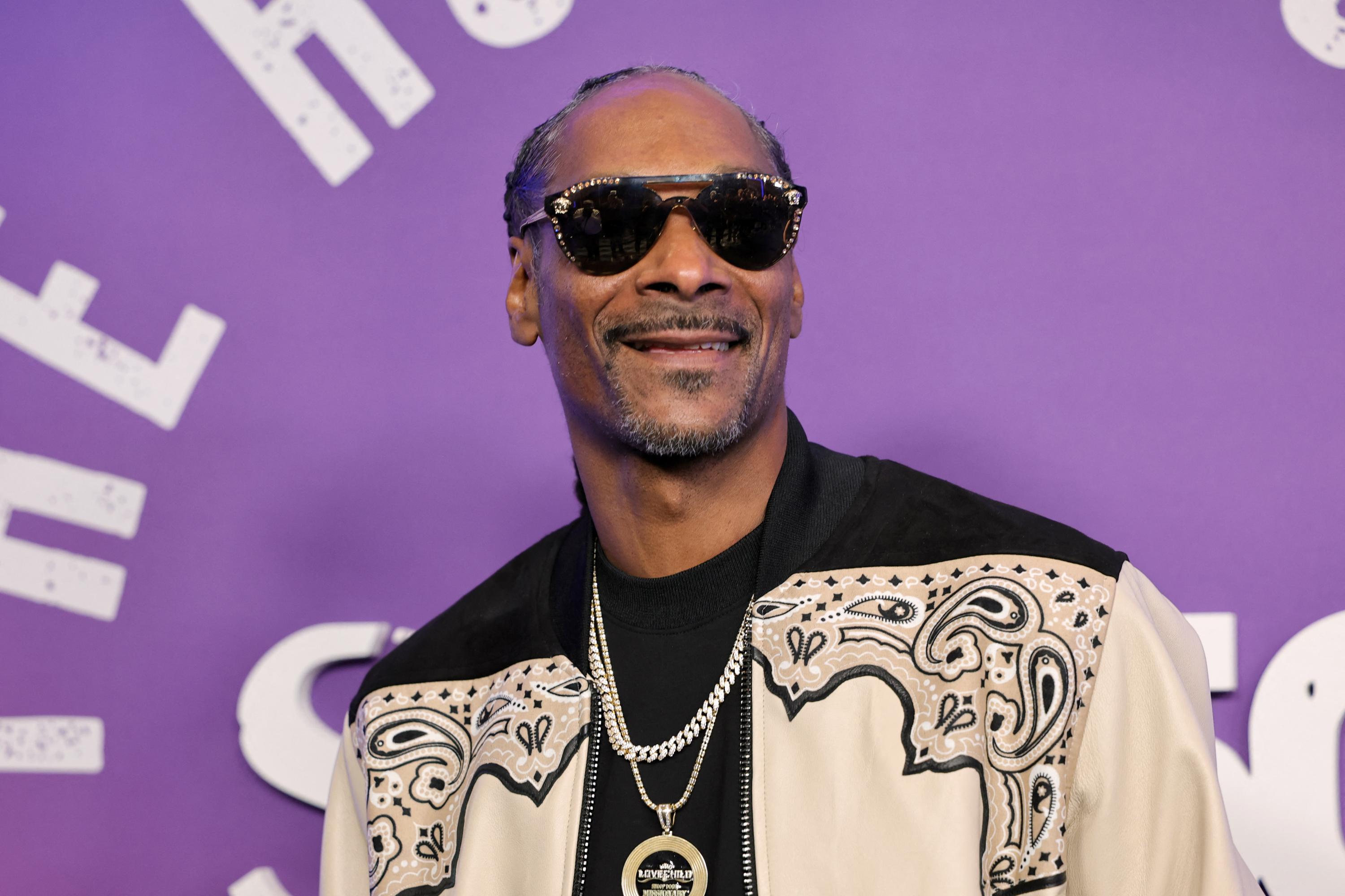 Le rappeur Snoop Dogg se lance dans le marché des boissons ...