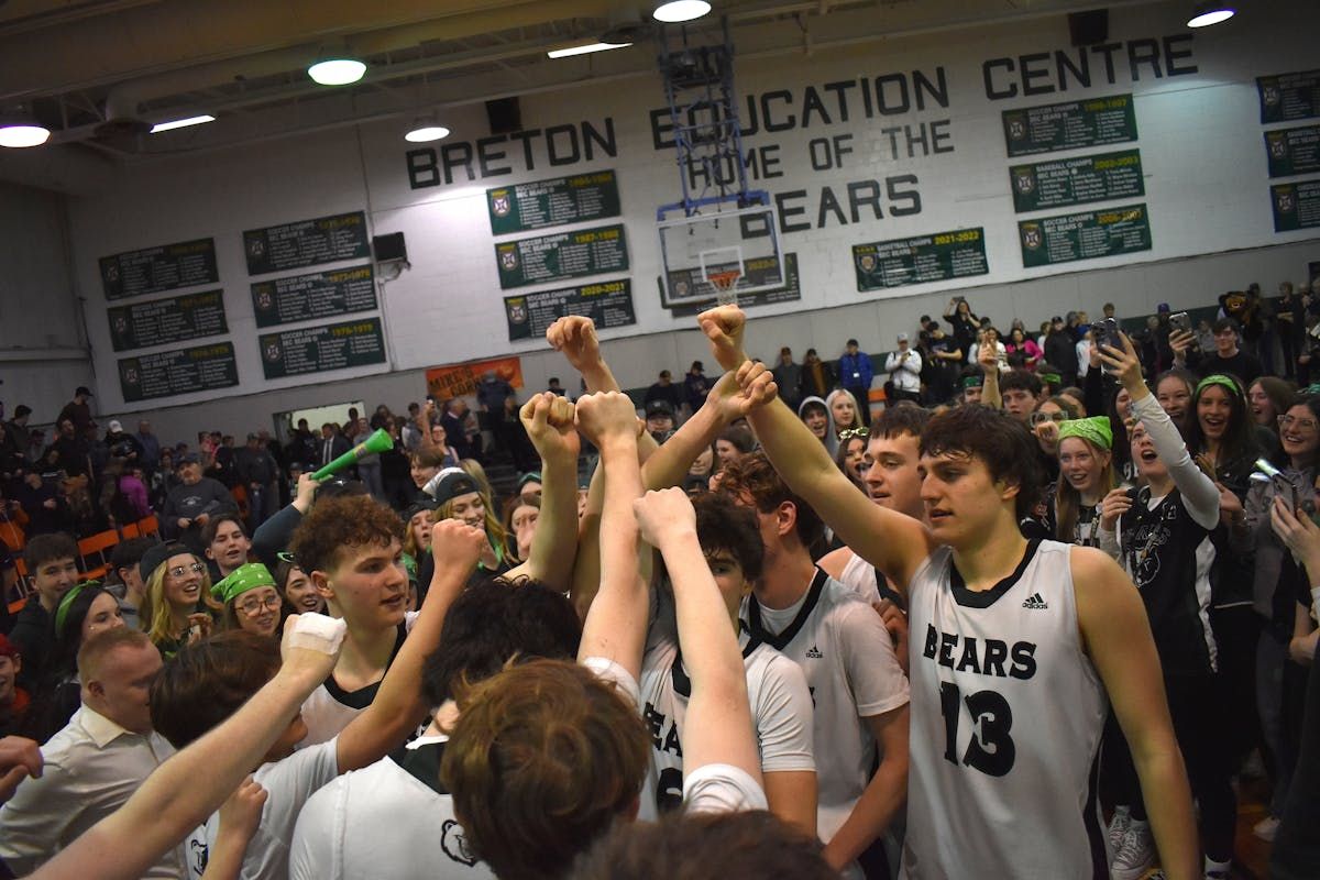 Breton Education Centre Bears make history with second consecutive New ...