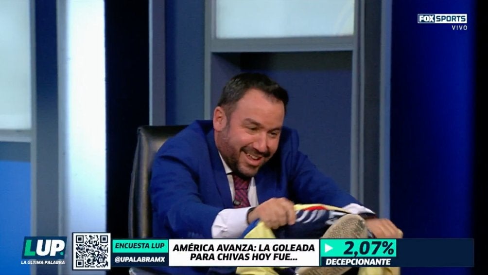 Fernando Cevallos no soporta victoria de América y se va de La Última ...