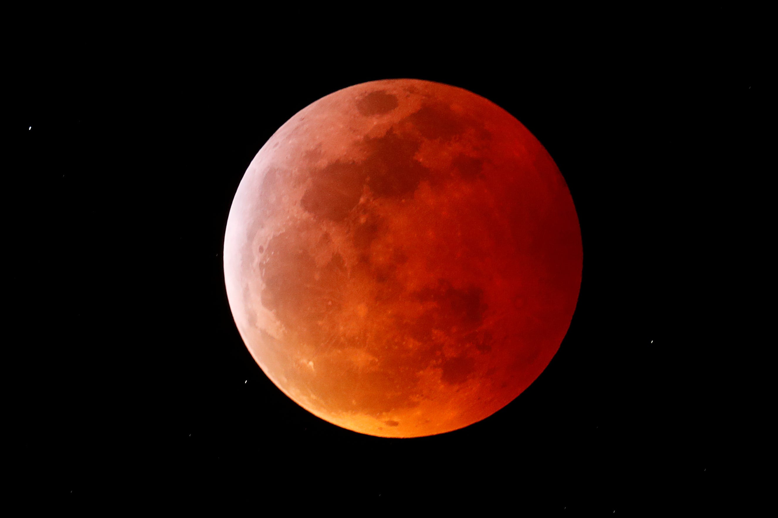 Is a Blood Moon good luck or bad luck? 6 things to avoid or pursue for ...