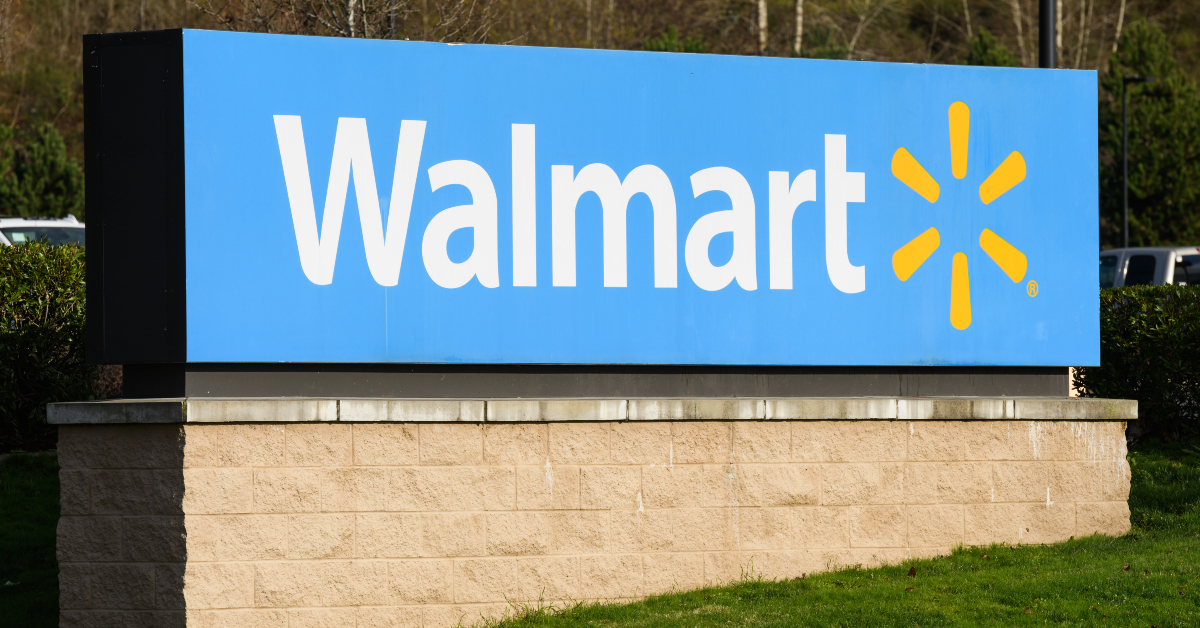 13 Reasons Current and Former Walmart Employees Hate Working There