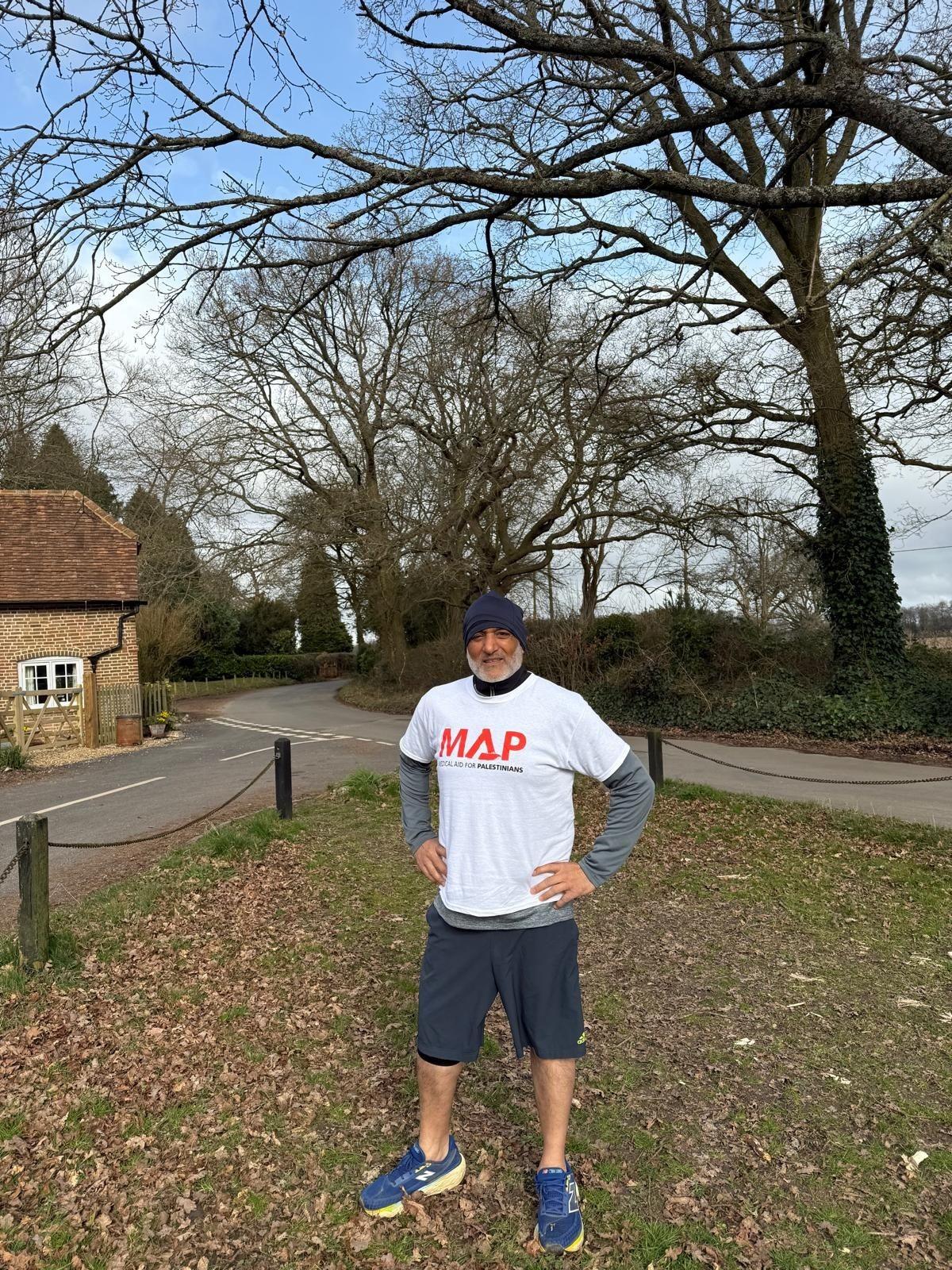 59-year-old grandad from Bucks Amjad Mahmood runs 10 miles per day ...