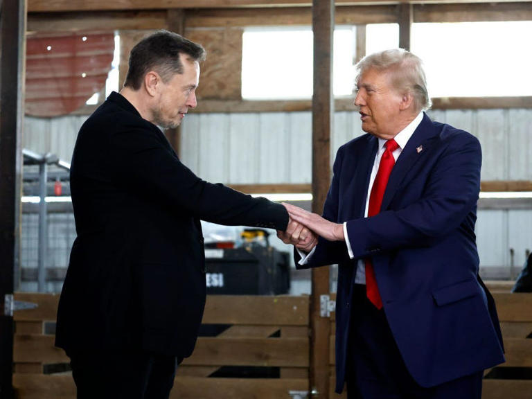 DOGE is hiring more staff to hunt down dead people