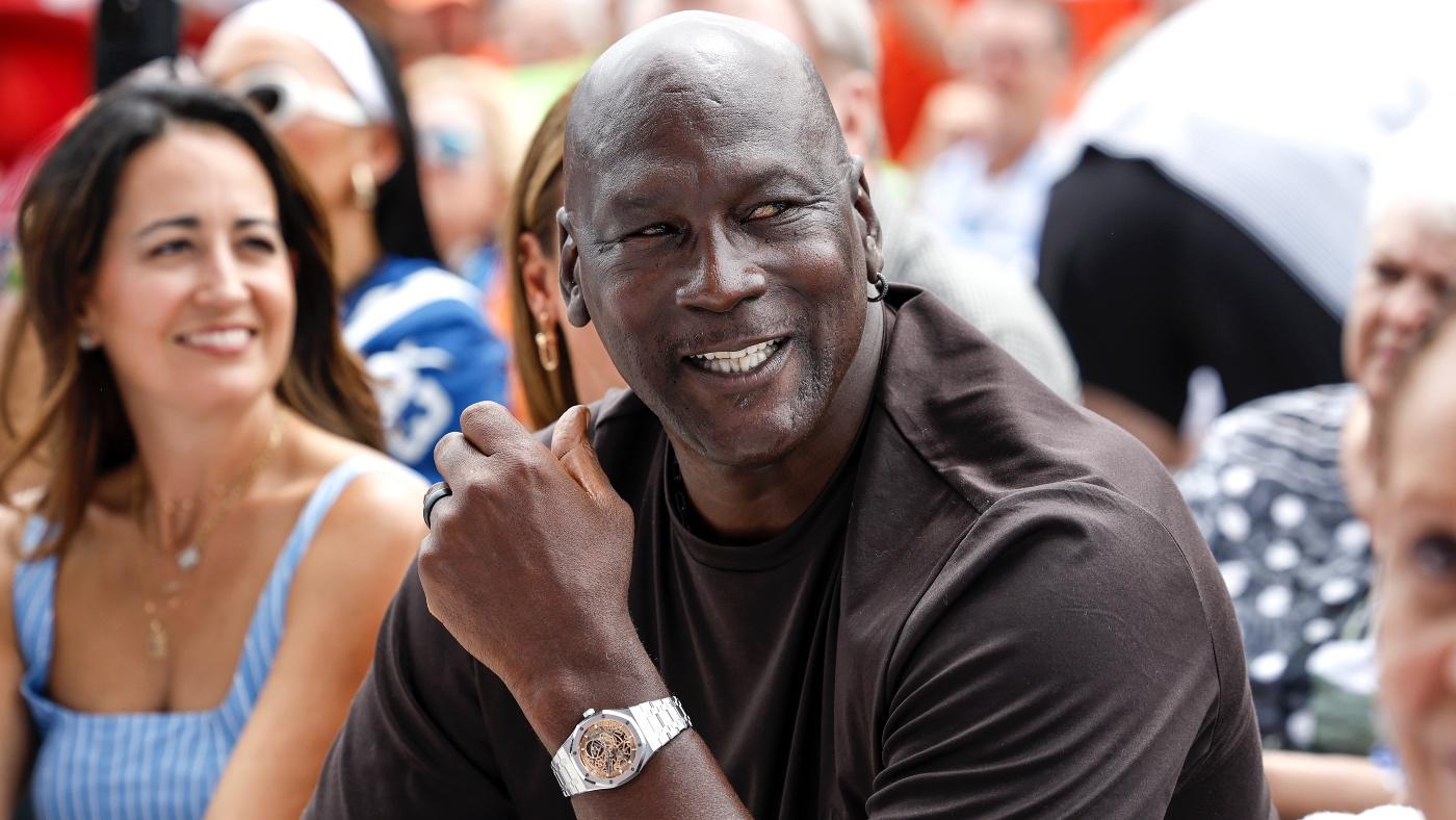 Michael Jordan-shaped Flamin' Hot Cheeto going for hundreds of dollars ...